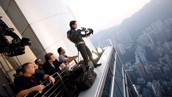 The Dark Knight: 30 Breathtaking Behind-The-Scenes Photos – Page 13 The Dark Knight: 30 Breathtaking Behind-The-Scenes Photos – Page 13