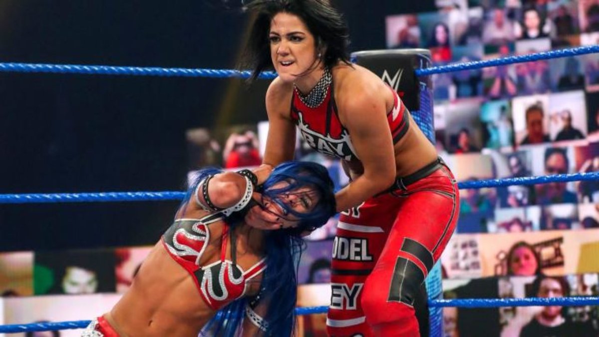 Backstage Notes On WWE's Bayley Vs. Sasha Banks Feud Backstage Notes On WWE's Bayley Vs. Sasha Banks Feud