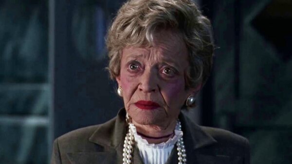 20 Things You Somehow Missed In Beetlejuice – Page 20